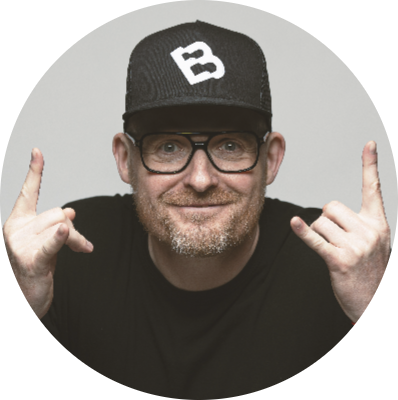 Teamet Bag Basic+Ally - Mød Menneskene Bag og hør Vores Mission | Basic+Ally – Basicandally